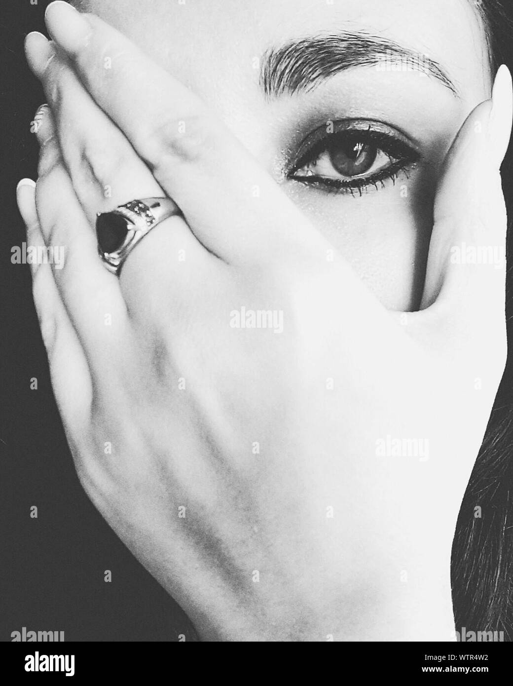 Hand face woman hi-res stock photography and images - Alamy