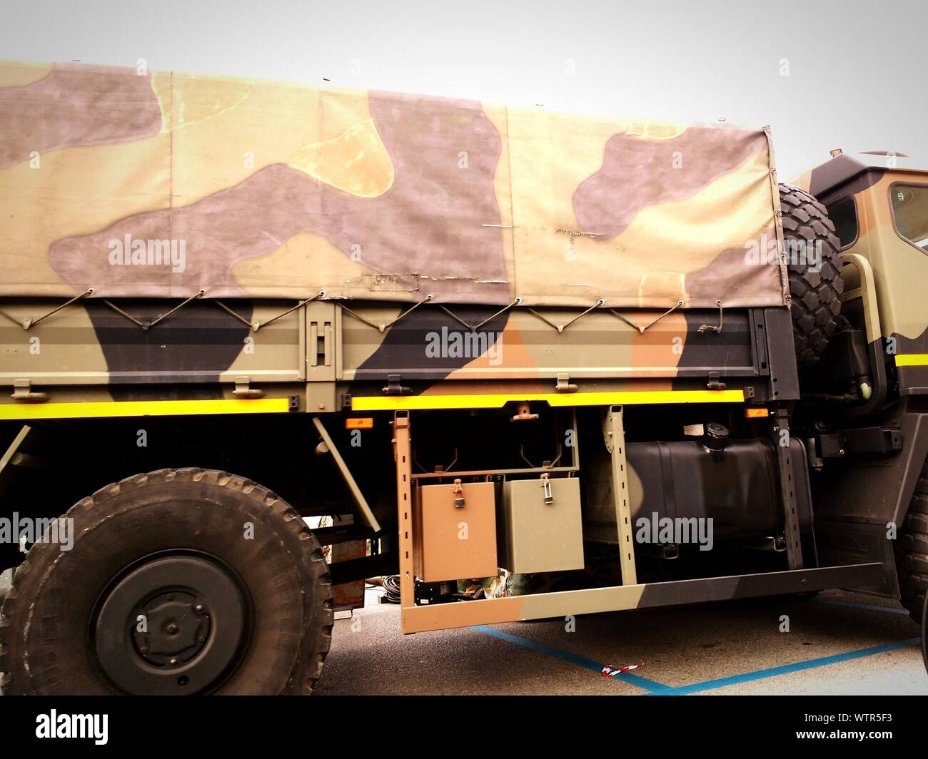 Heavy military vehicle hi-res stock photography and images - Alamy