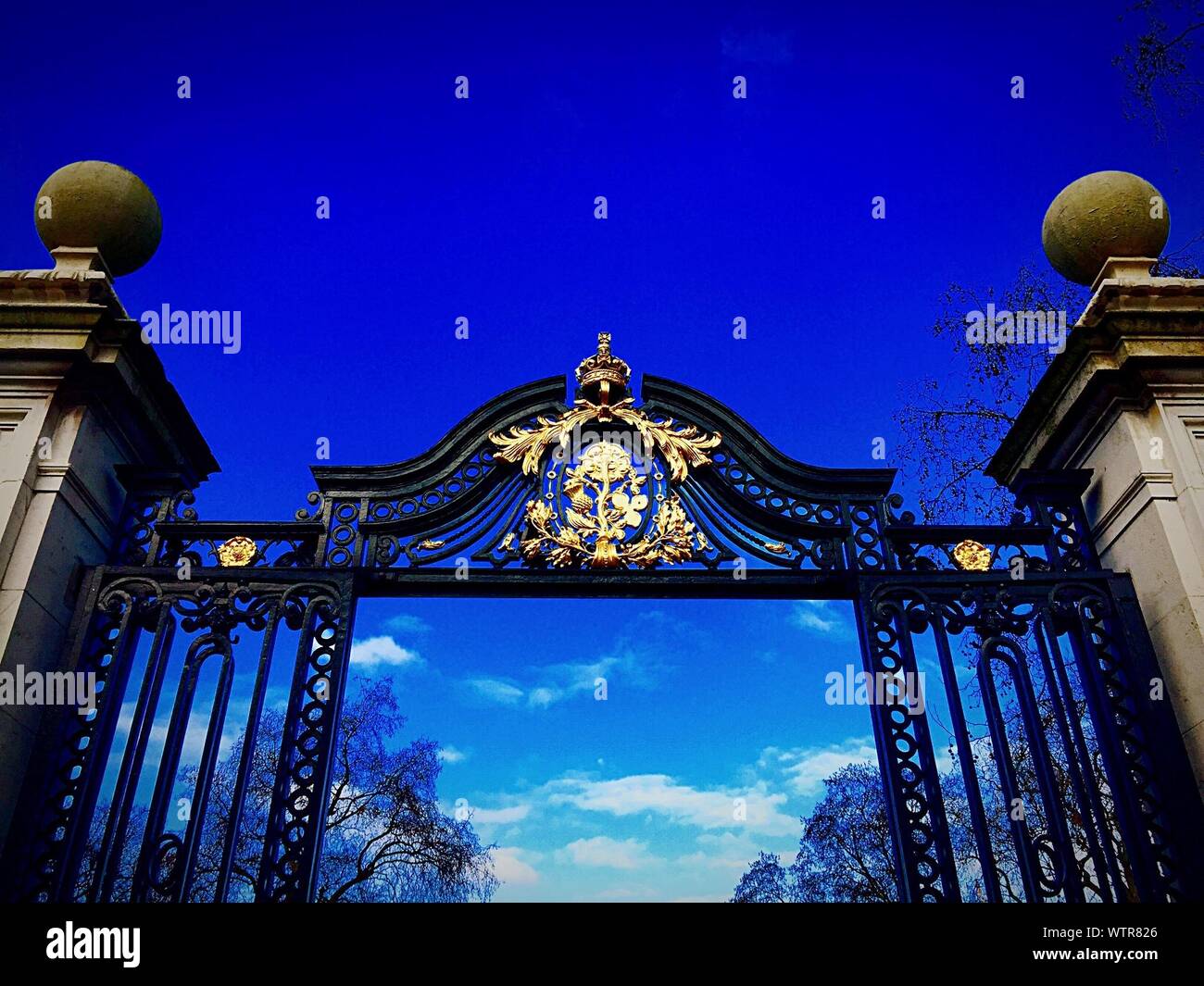 Low Metal Gate High Resolution Stock Photography and Images - Alamy
