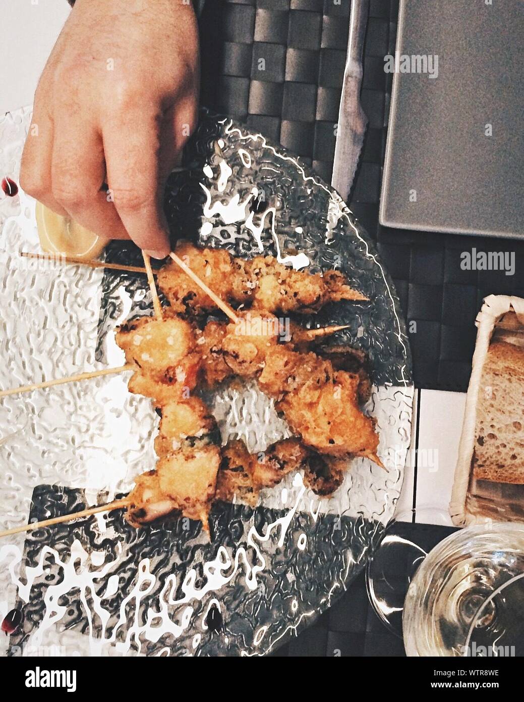 Hand the meat hi-res stock photography and images - Alamy