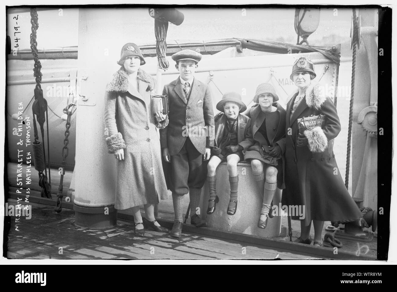 Mrs. H.Y.P. Starrett & children, & Miss Kath. Thompson Stock Photo - Alamy