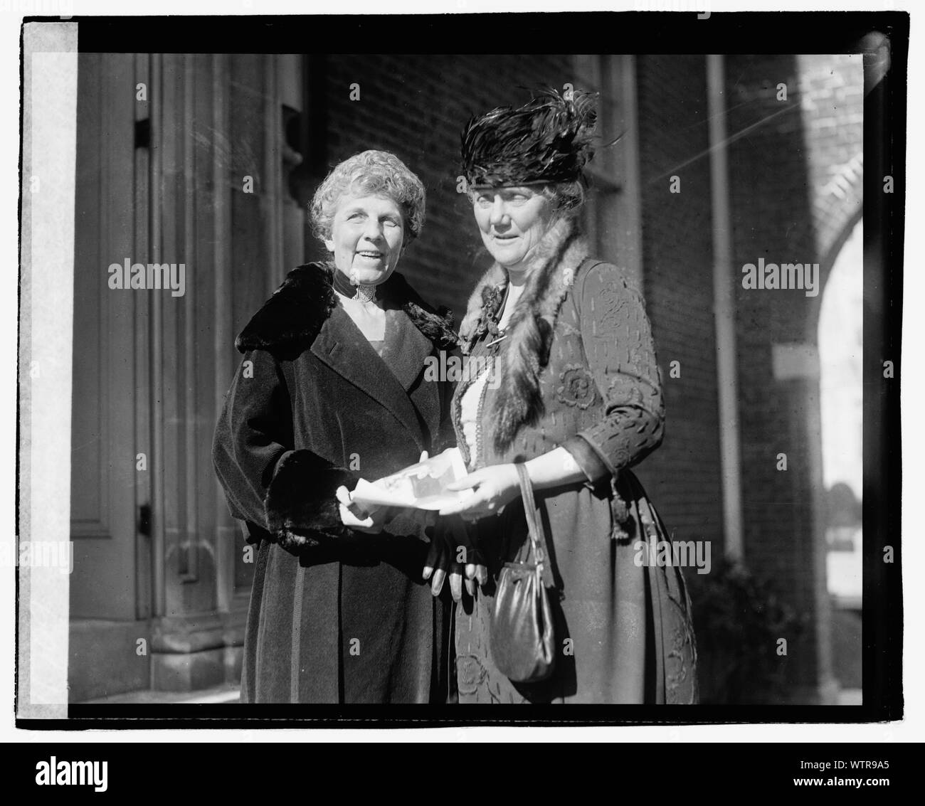 Mrs lewis Cut Out Stock Images & Pictures - Alamy