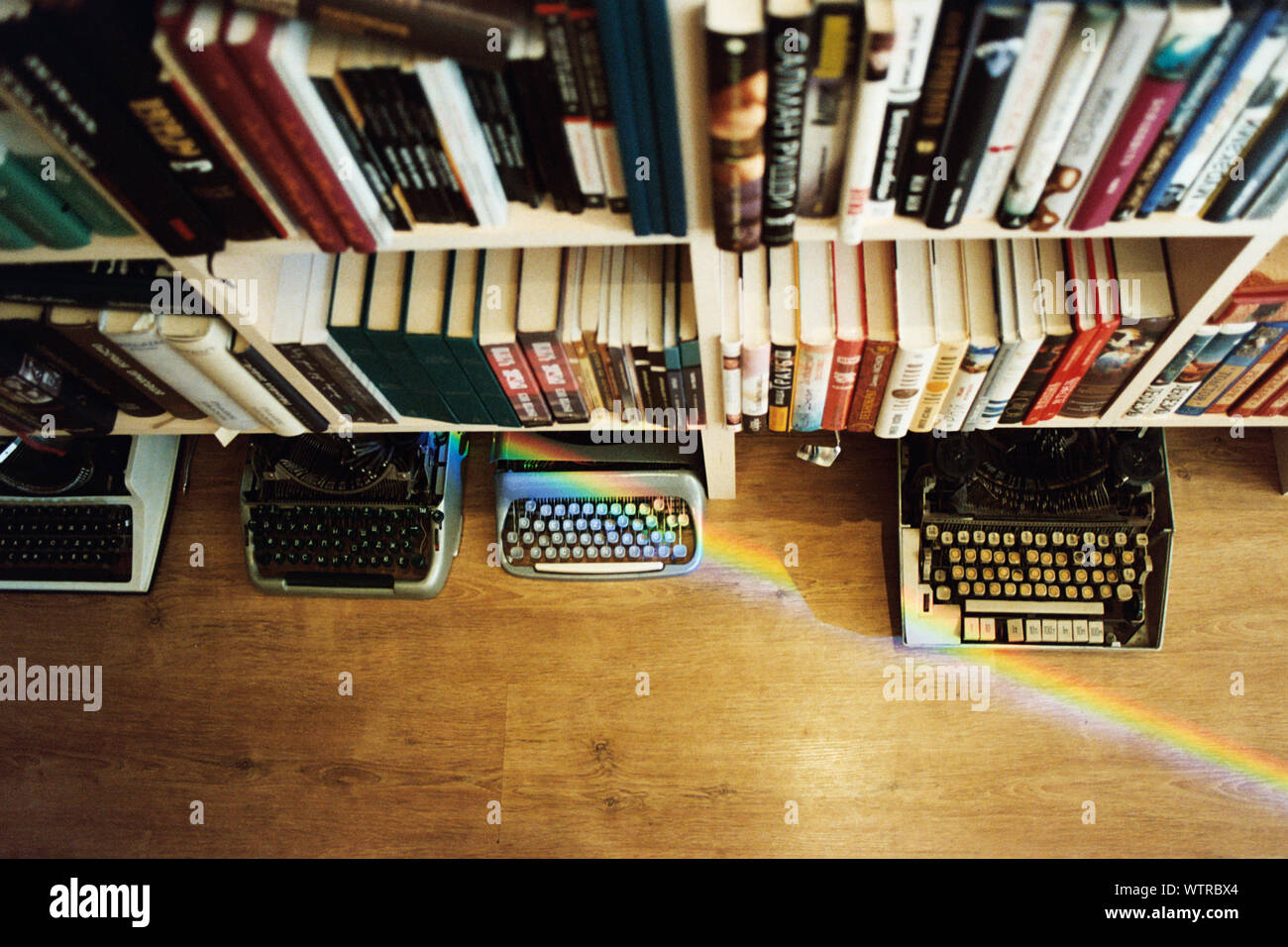 Large typewriters hi-res stock photography and images - Alamy