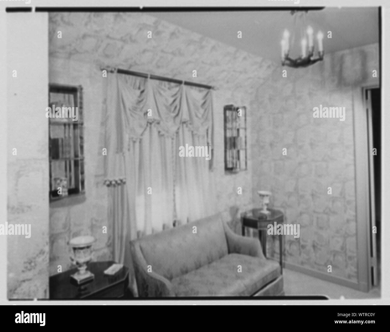 New harrison building Black and White Stock Photos & Images - Alamy
