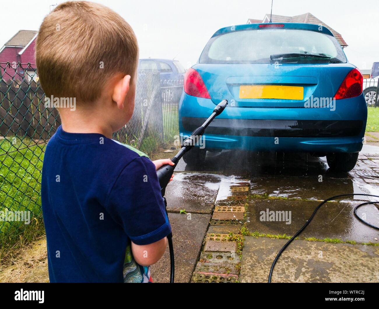 Washing yard hi-res stock photography and images - Alamy