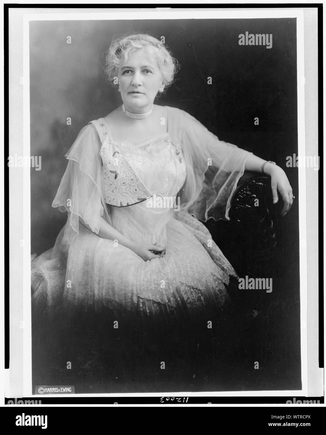 Mrs. Helen Hamilton Gardener, three-quarter length portrait, seated ...