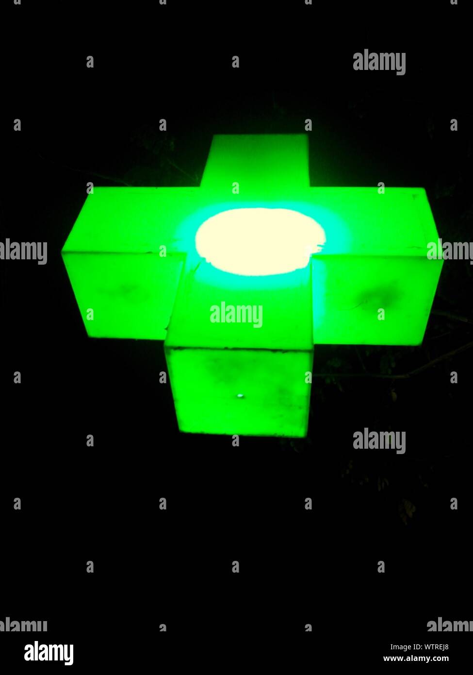 Pharmacy Neon Sign High Resolution Stock Photography and Images - Alamy