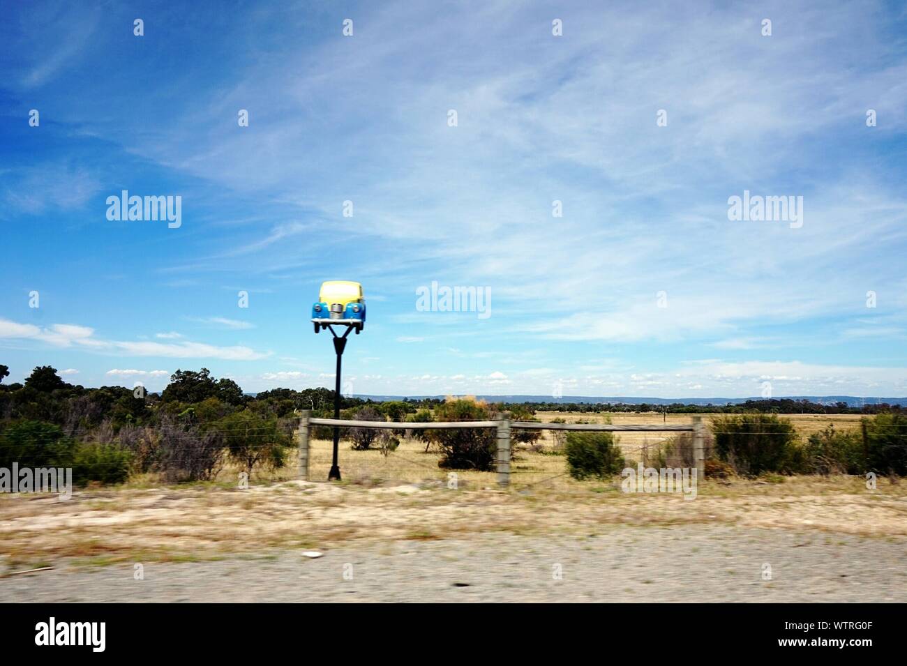 Open countryside hi-res stock photography and images - Alamy