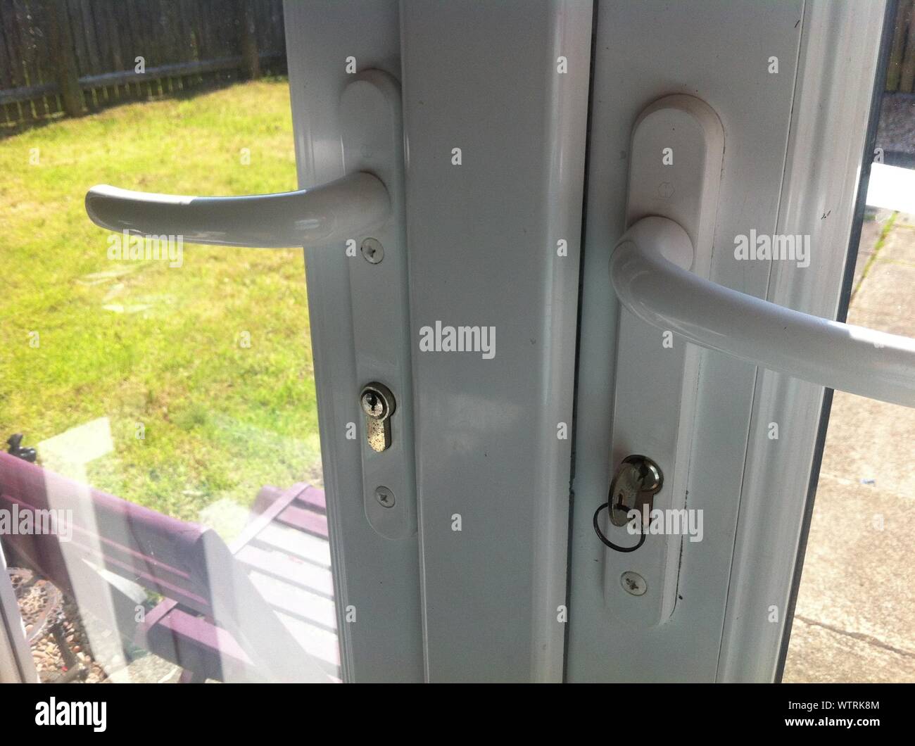 House interior doors closed hi-res stock photography and images - Alamy