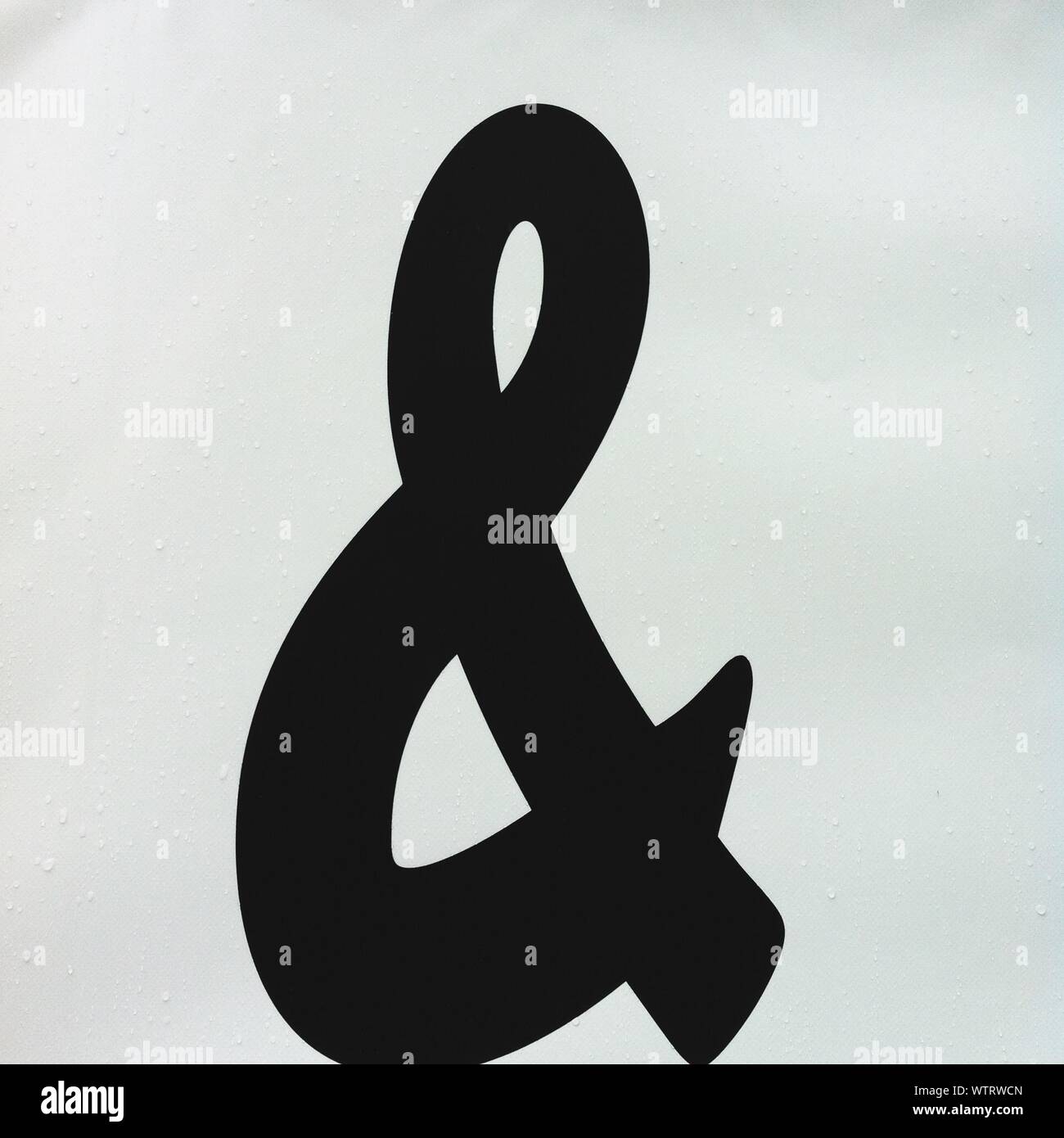 The ampersand hi-res stock photography and images - Alamy