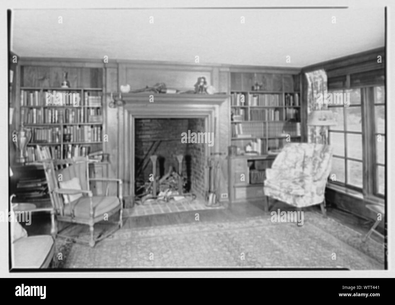 Mrs lawrence hi-res stock photography and images - Alamy