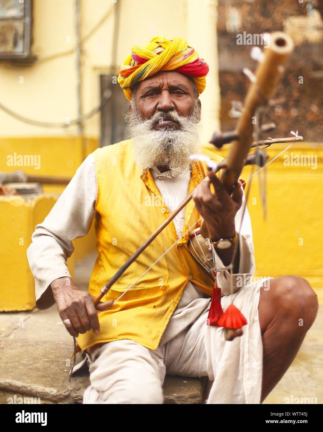 Instrument turban hi-res stock photography and images - Alamy