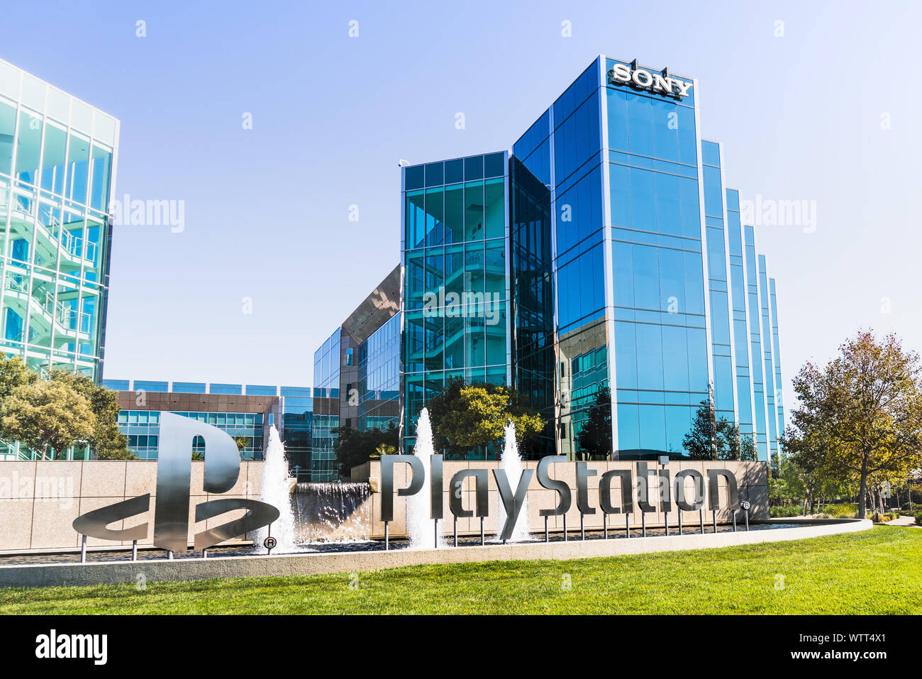 Sony interactive entertainment hi-res stock photography and images - Alamy