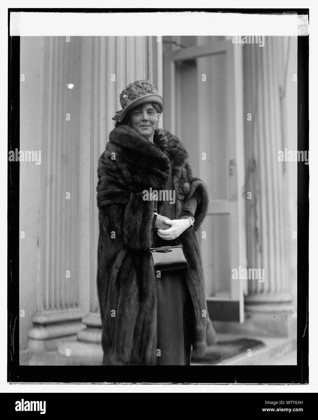 Hocker hi-res stock photography and images - Alamy