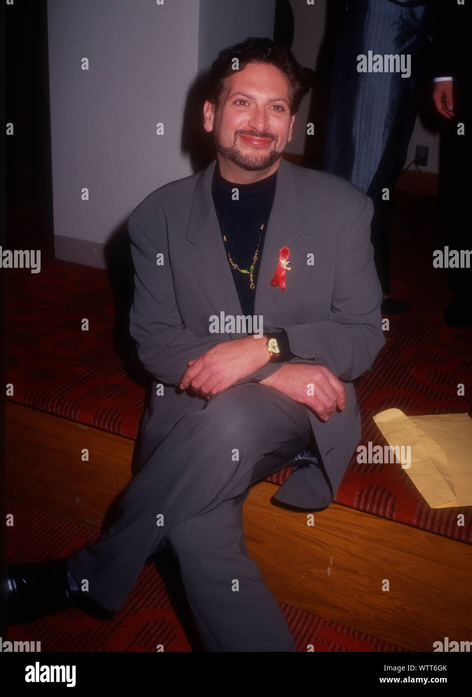 West Hollywood, California, USA 4th December 1994 Actor Harvey ...