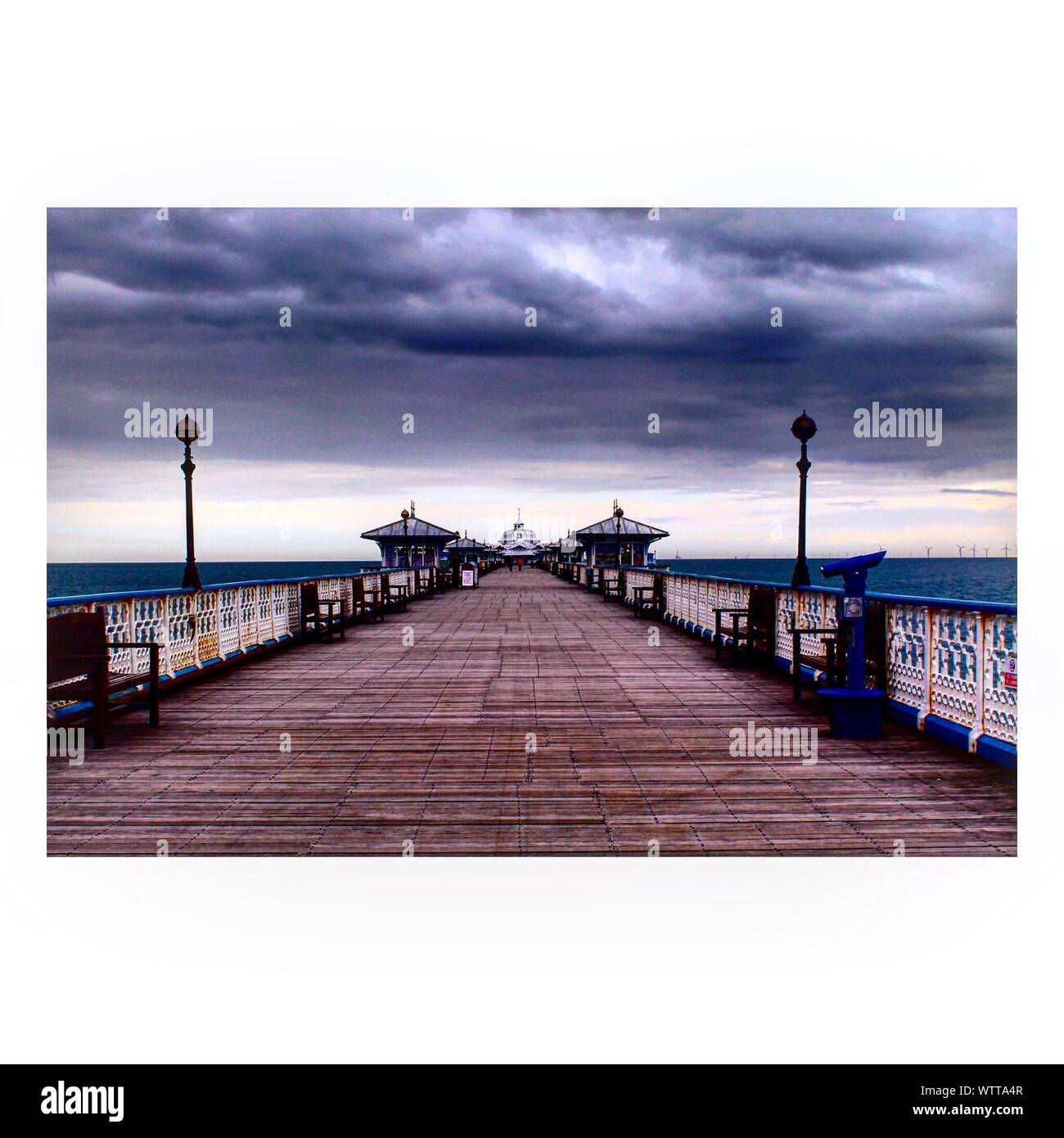 Beach and pier Cut Out Stock Images & Pictures - Alamy