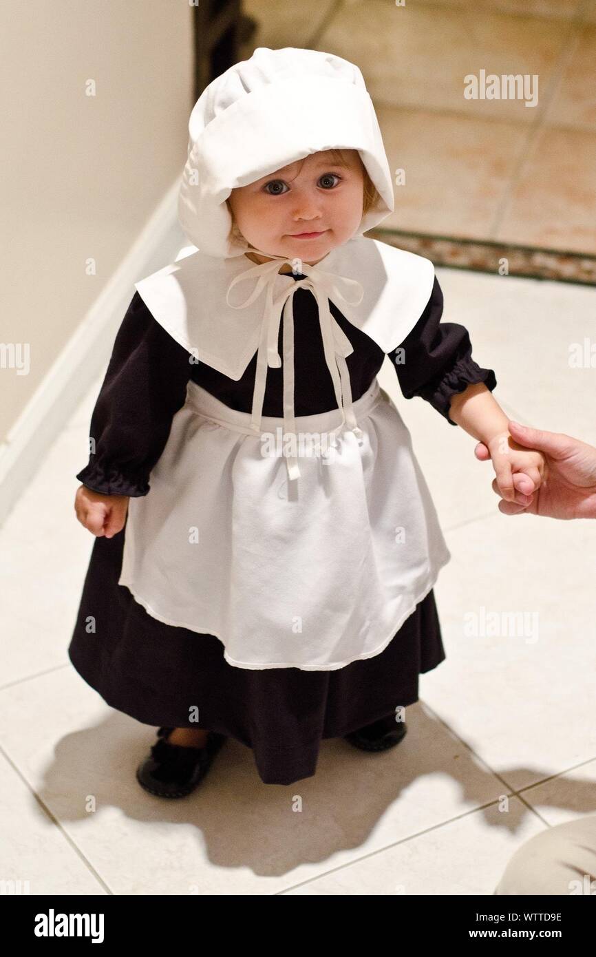 Child Nun Costume High Resolution Stock Photography and Images - Alamy