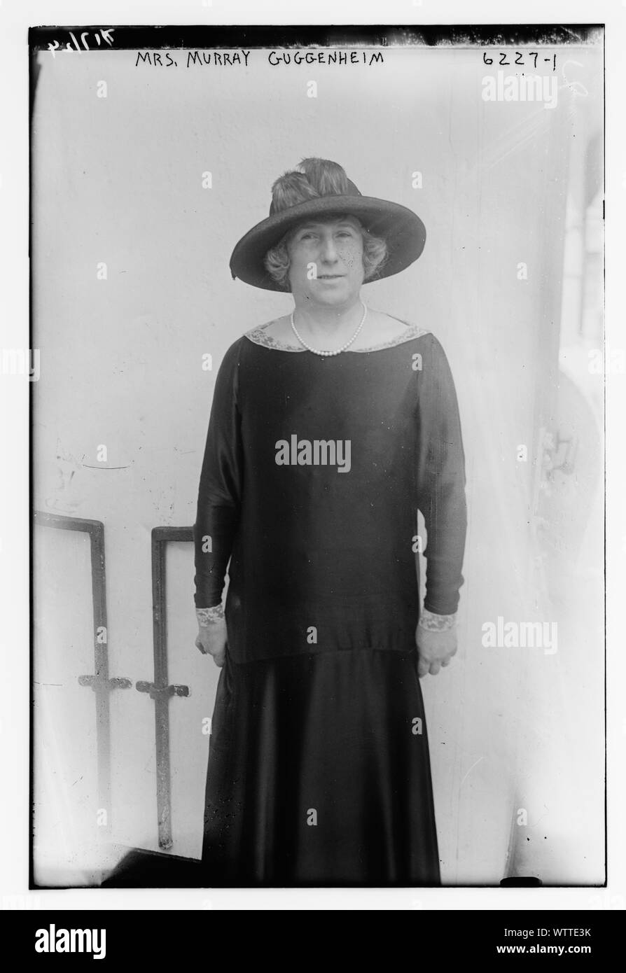 Mrs murray hi-res stock photography and images - Alamy