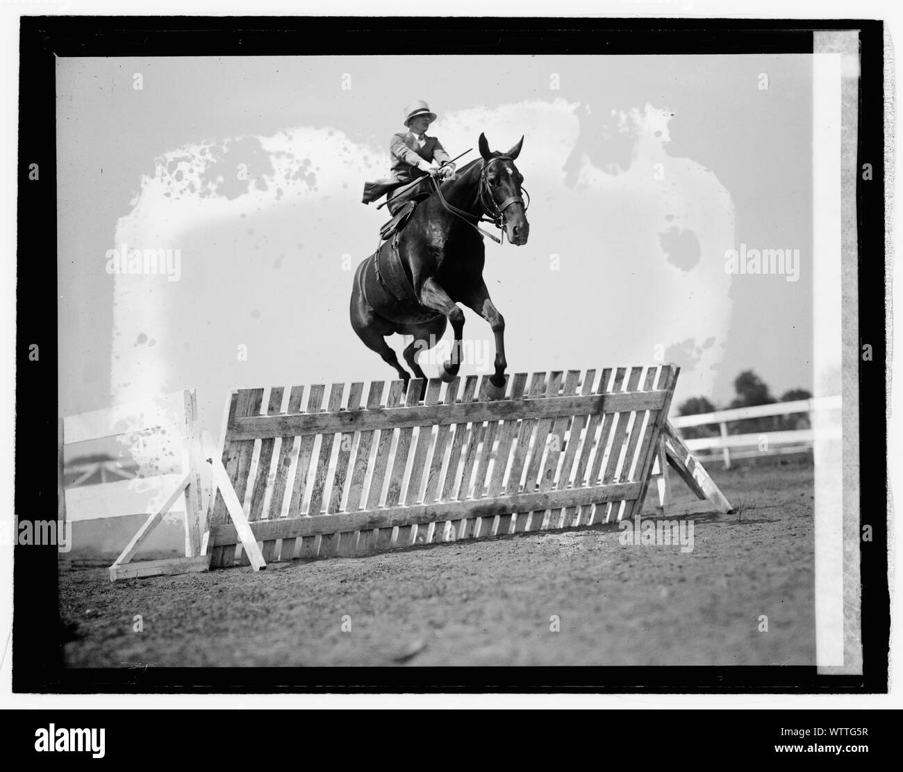 Set early 20th century Cut Out Stock Images & Pictures - Alamy