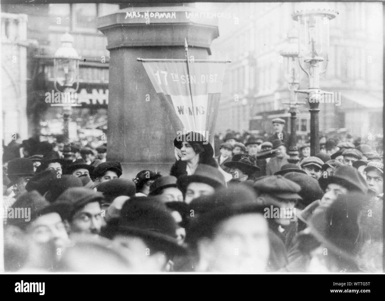 Mrs. Norman Whitehouse making street speech for suffrage. 1913 Stock ...