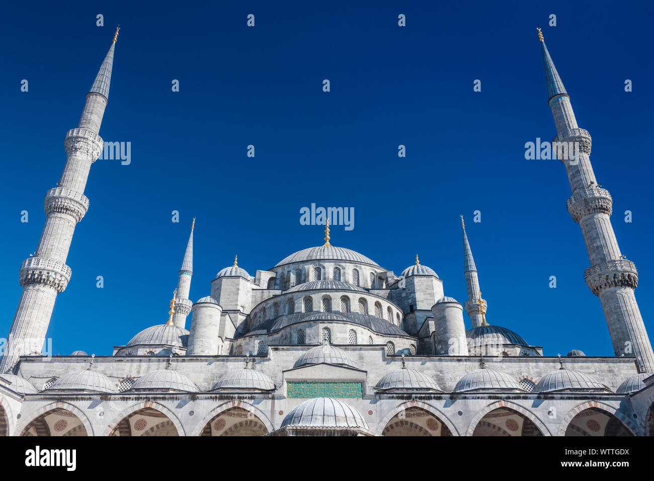 Blue mosque turkey prayer hi-res stock photography and images - Alamy