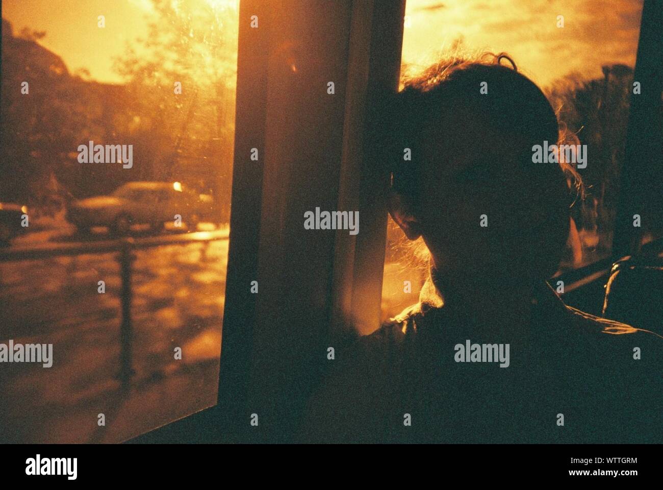 Train girls window hi-res stock photography and images - Alamy