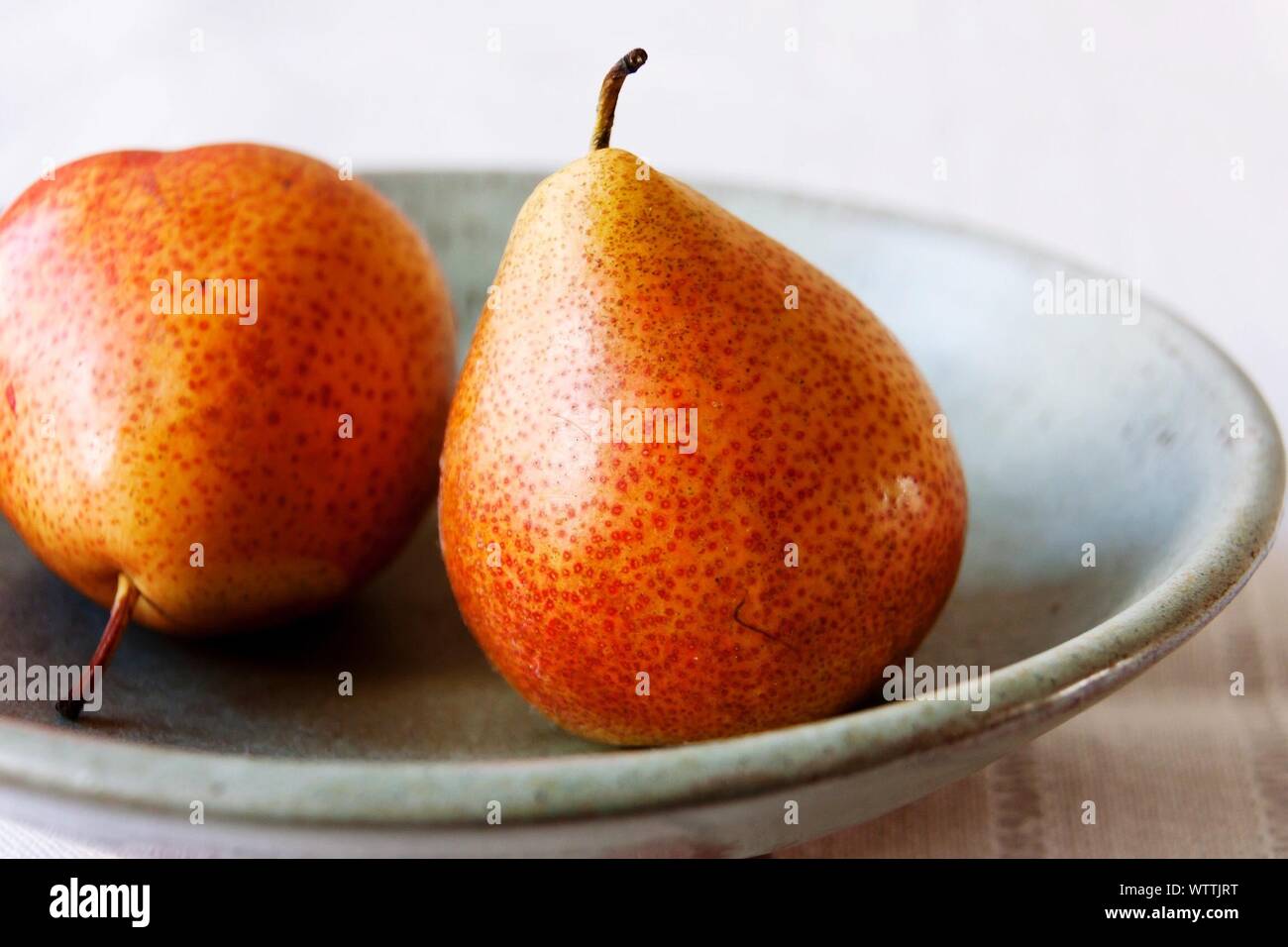 Pear plate hi-res stock photography and images - Alamy