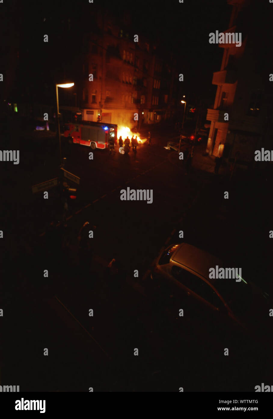 Putting out fire hi-res stock photography and images - Alamy