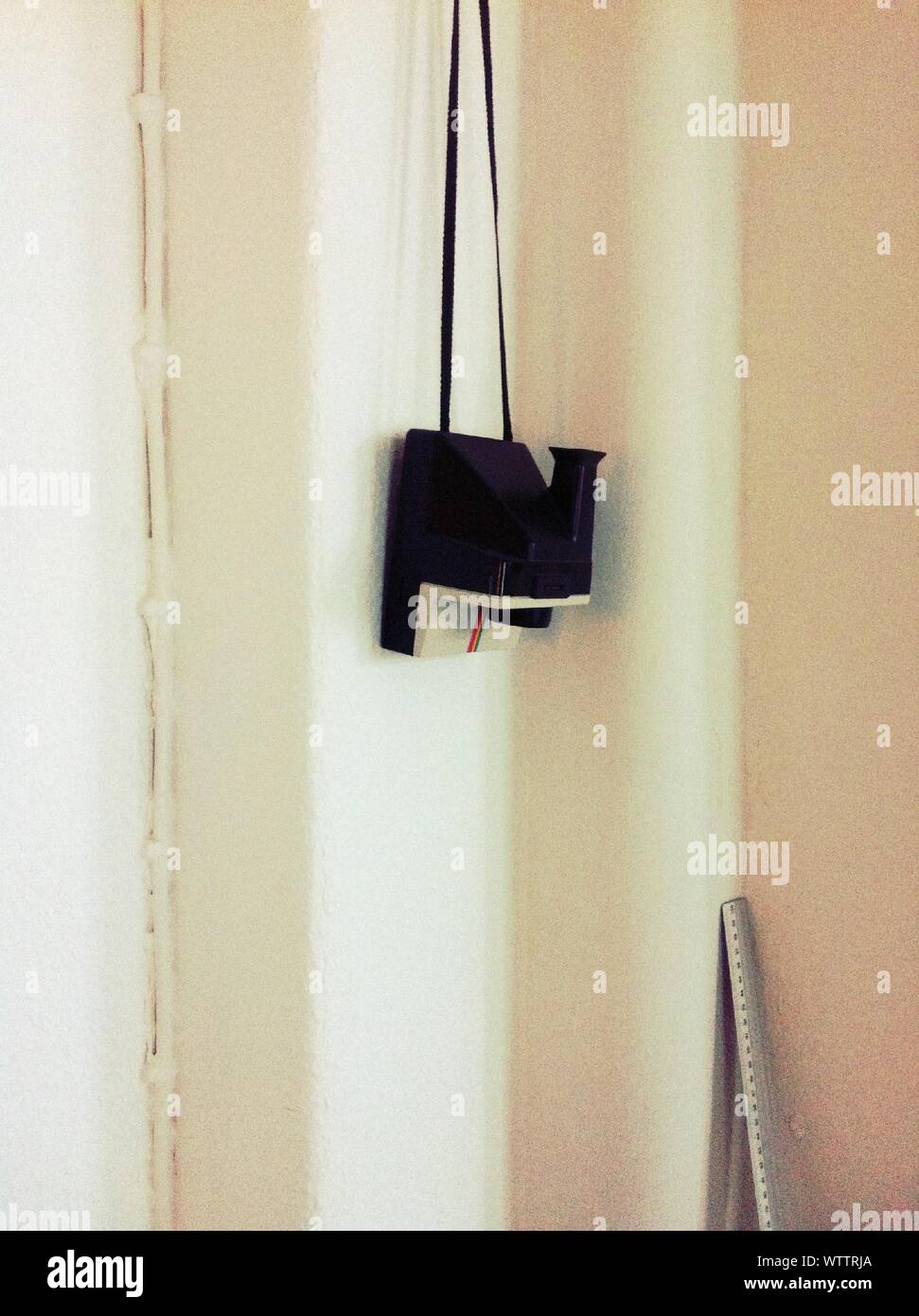 Instant camera hi-res stock photography and images - Alamy