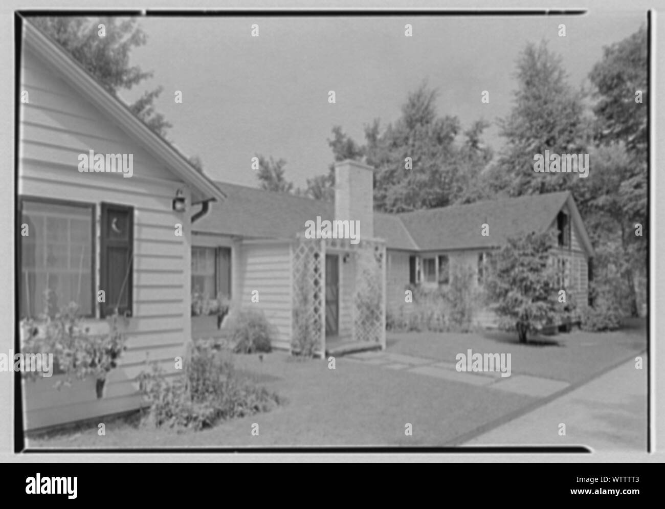 Mrs. Robert Osburn, residence on Deer Park Rd., New Canaan, Connecticut ...