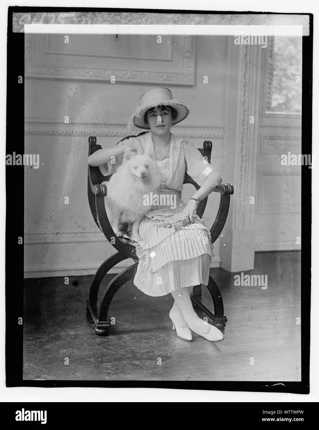 Lester historical hi-res stock photography and images - Alamy