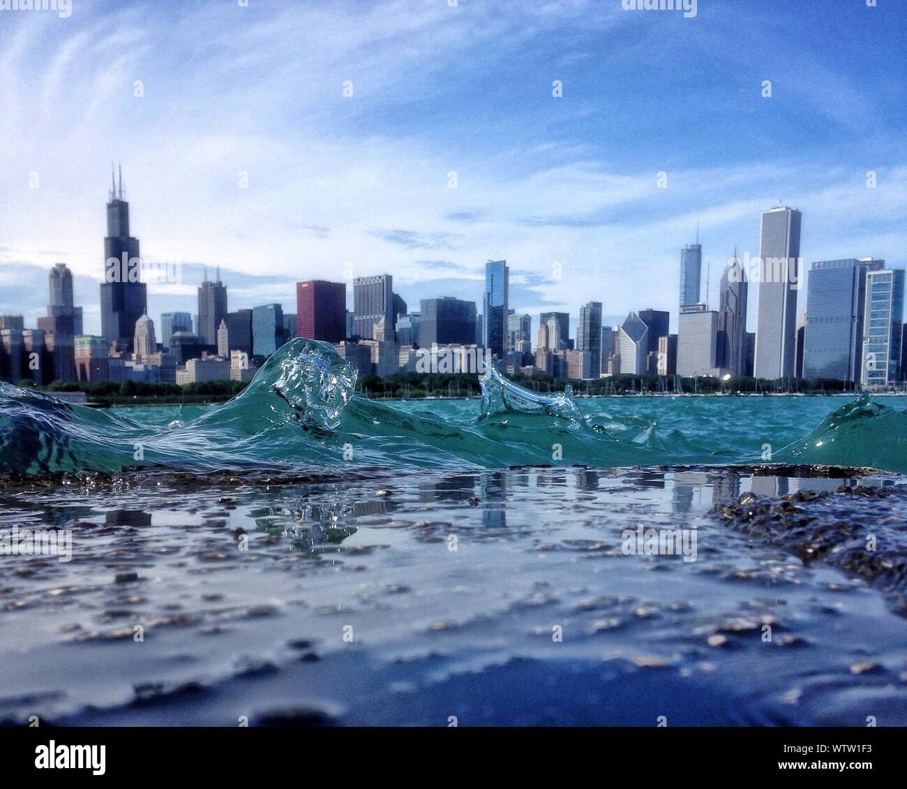 Image of sea waves hi-res stock photography and images - Alamy