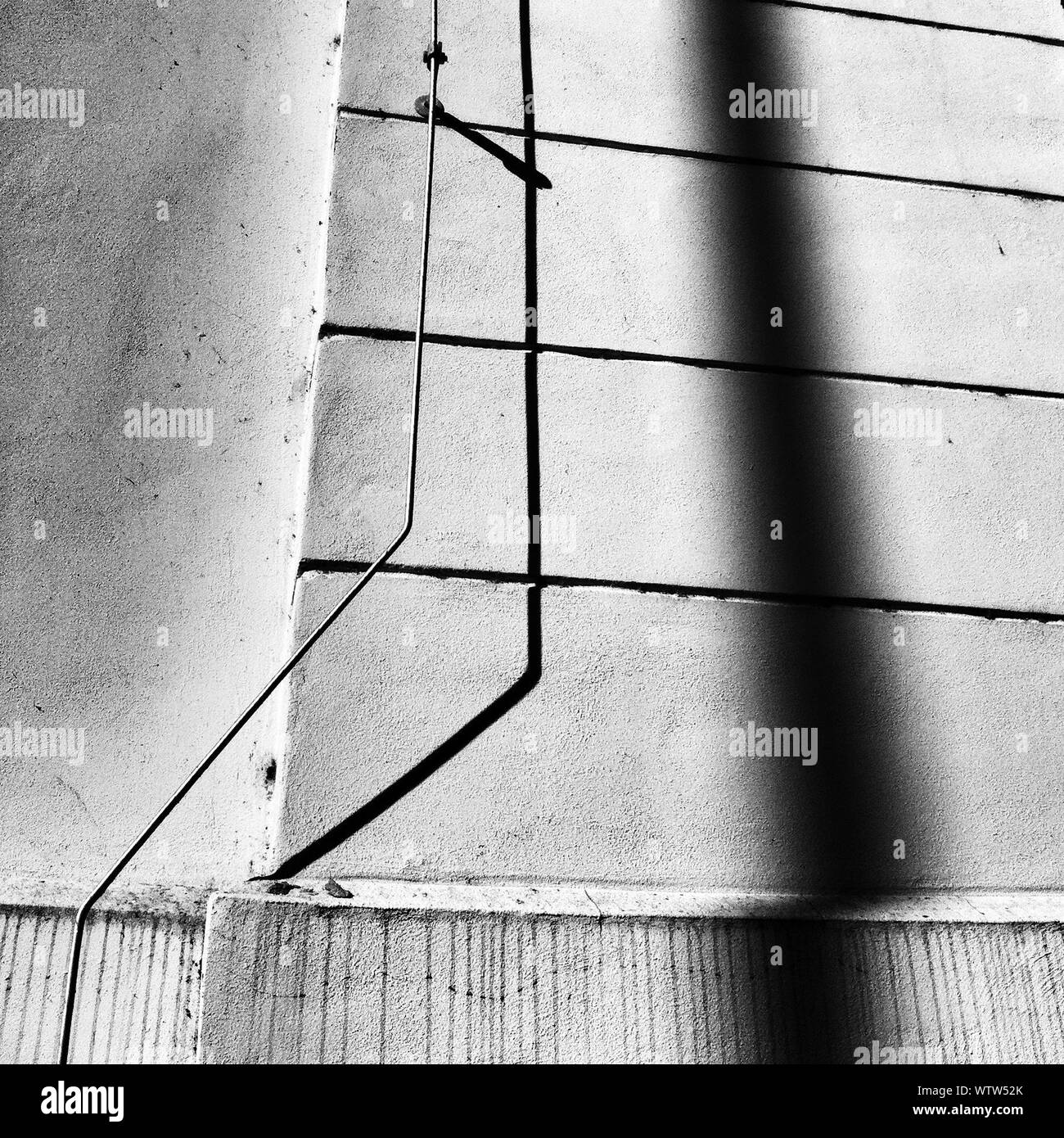 Falling structure Black and White Stock Photos & Images - Alamy