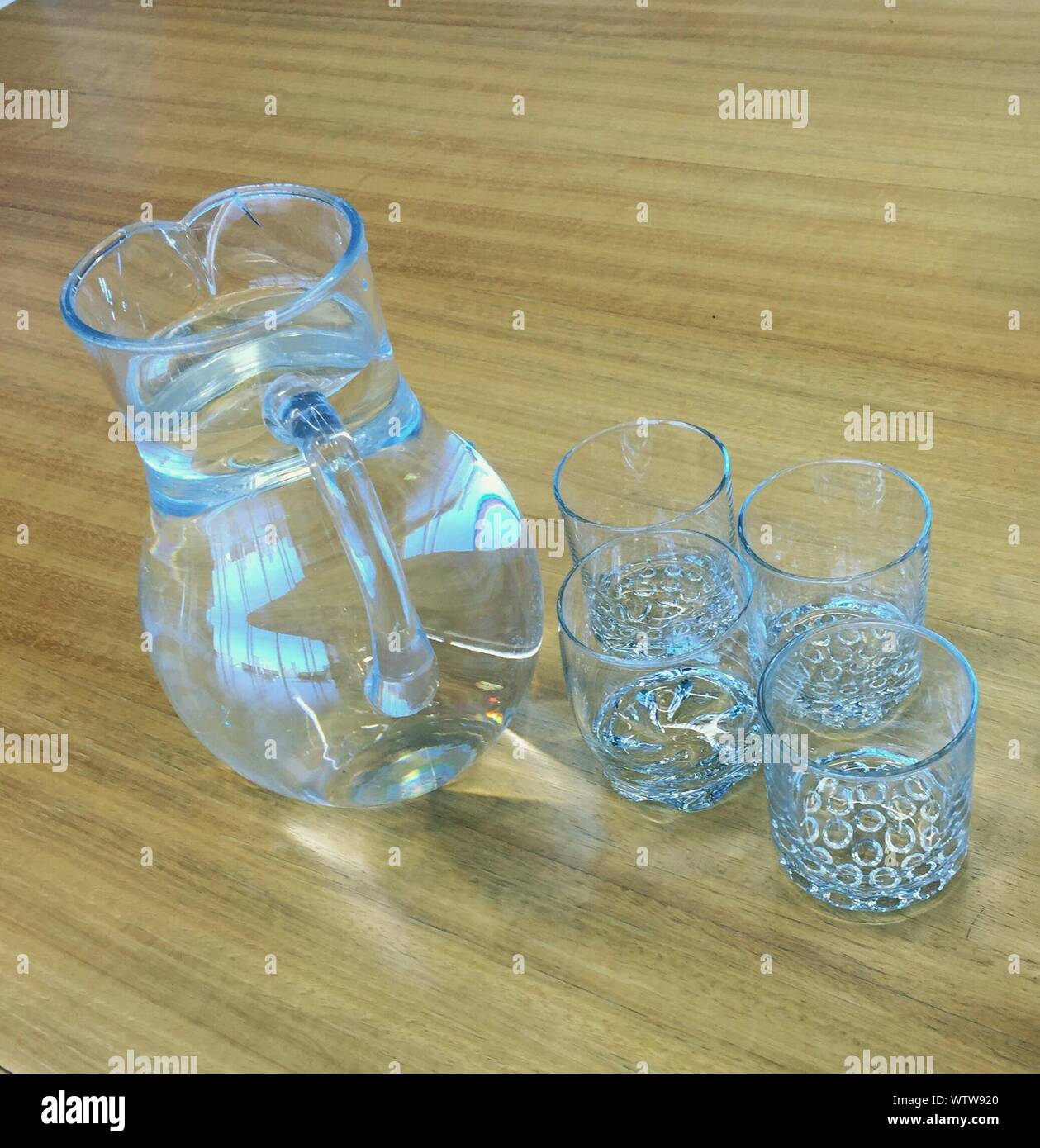 Meeting table water bottle hi-res stock photography and images - Alamy