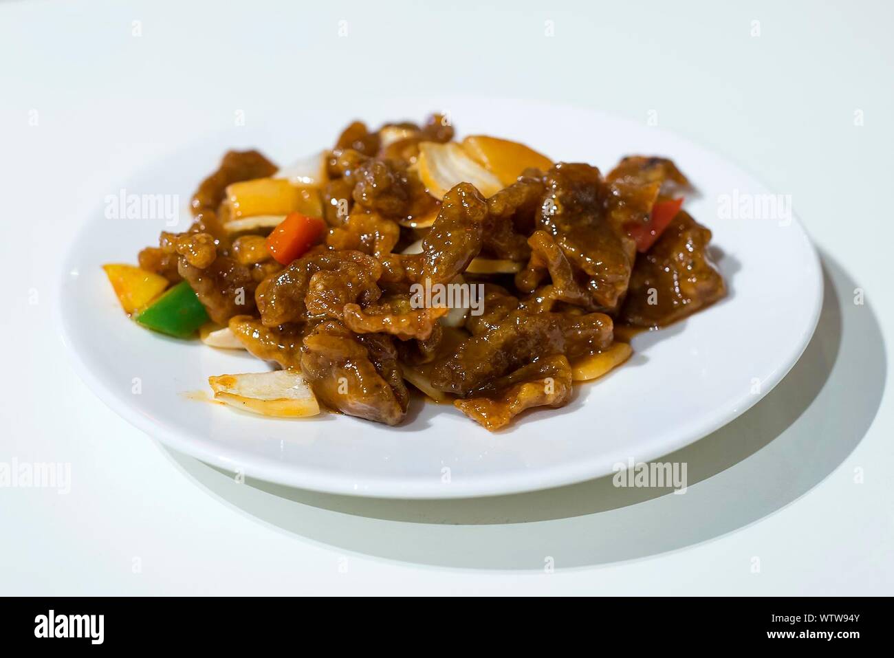 Cooked chicken hi-res stock photography and images - Alamy