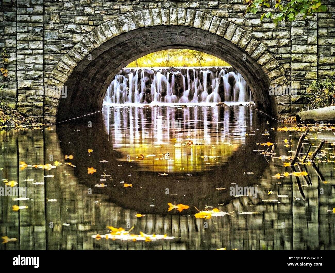 Reflection of stone bridge in water hi-res stock photography and images ...