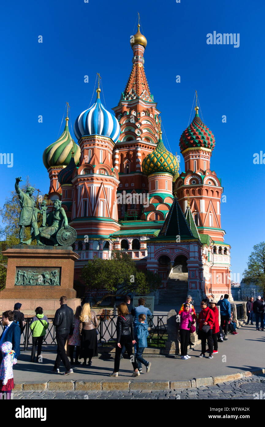 Statue of st basil hi-res stock photography and images - Alamy