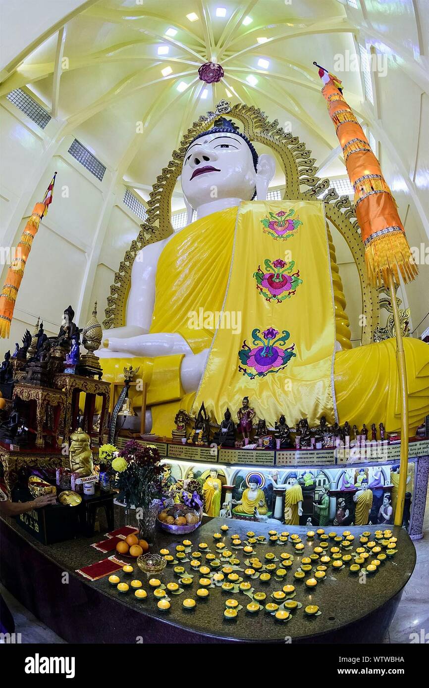 Fish temple hi-res stock photography and images - Alamy