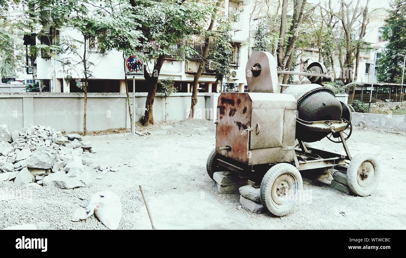 Old concrete mixer hi-res stock photography and images - Alamy