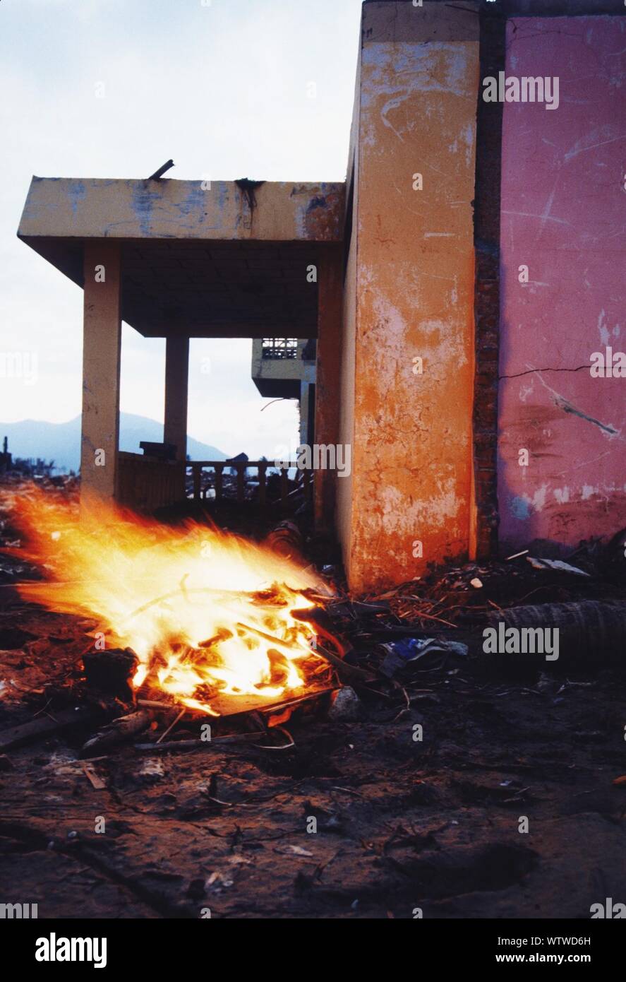Dusk fire hi-res stock photography and images - Alamy