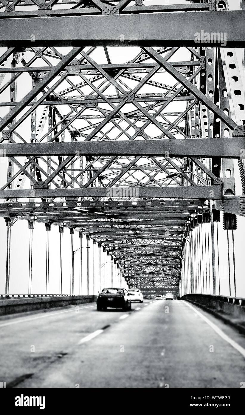 Car bridge hi-res stock photography and images - Alamy