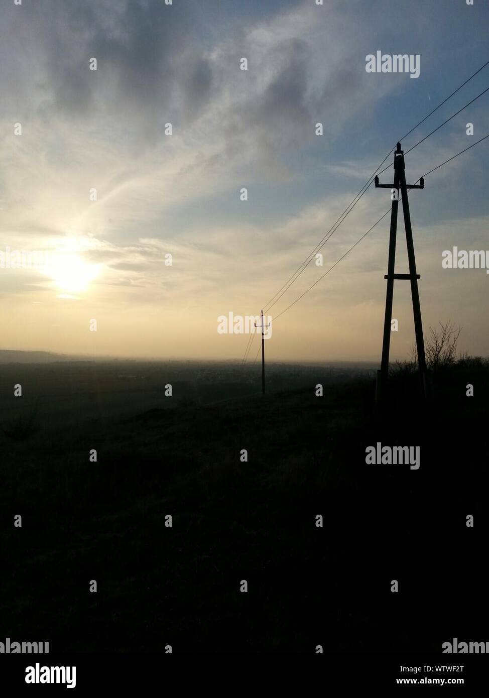 Trough line hi-res stock photography and images - Alamy