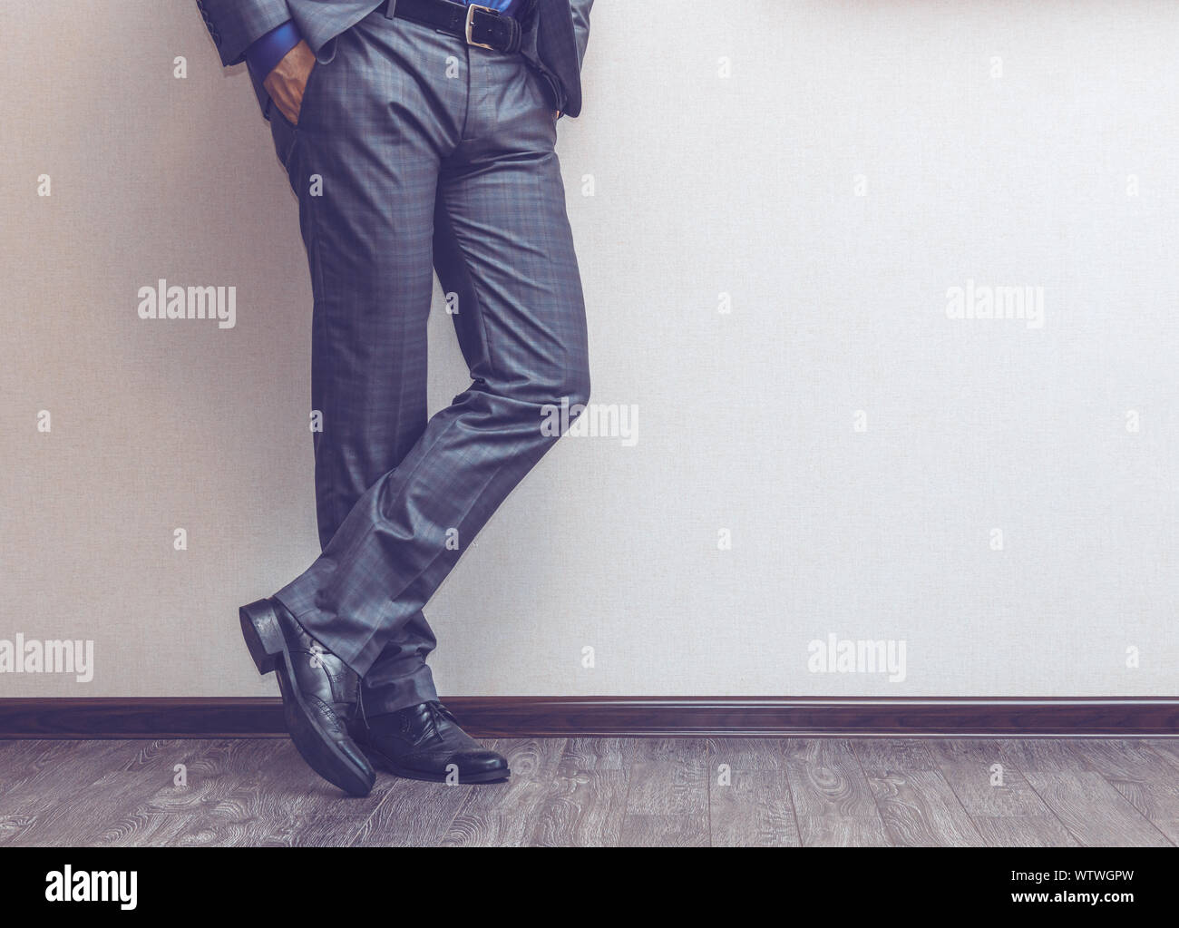 Male model suit hi-res stock photography and images - Alamy