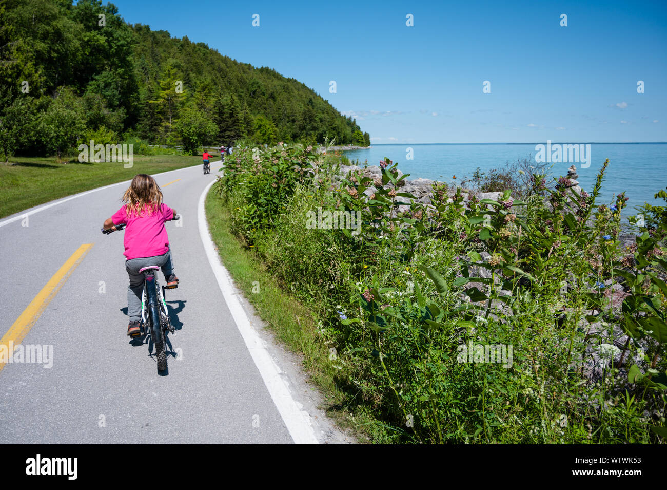 Milkweed monarch kid hi-res stock photography and images - Alamy