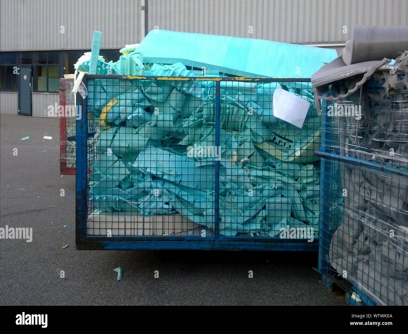 Containers of garbage hi-res stock photography and images - Alamy