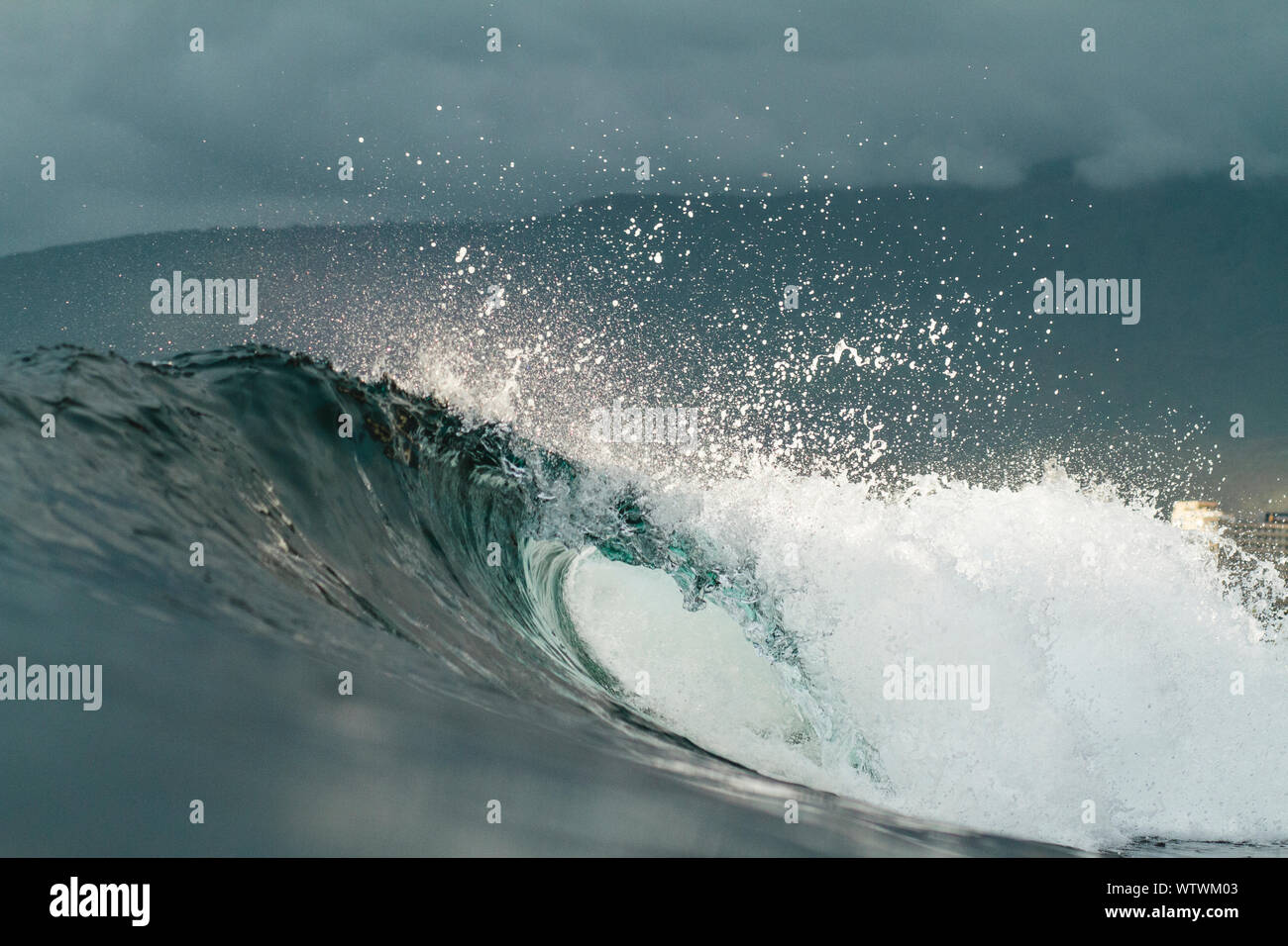 Close up shoot of a wave breaking Stock Photo - Alamy
