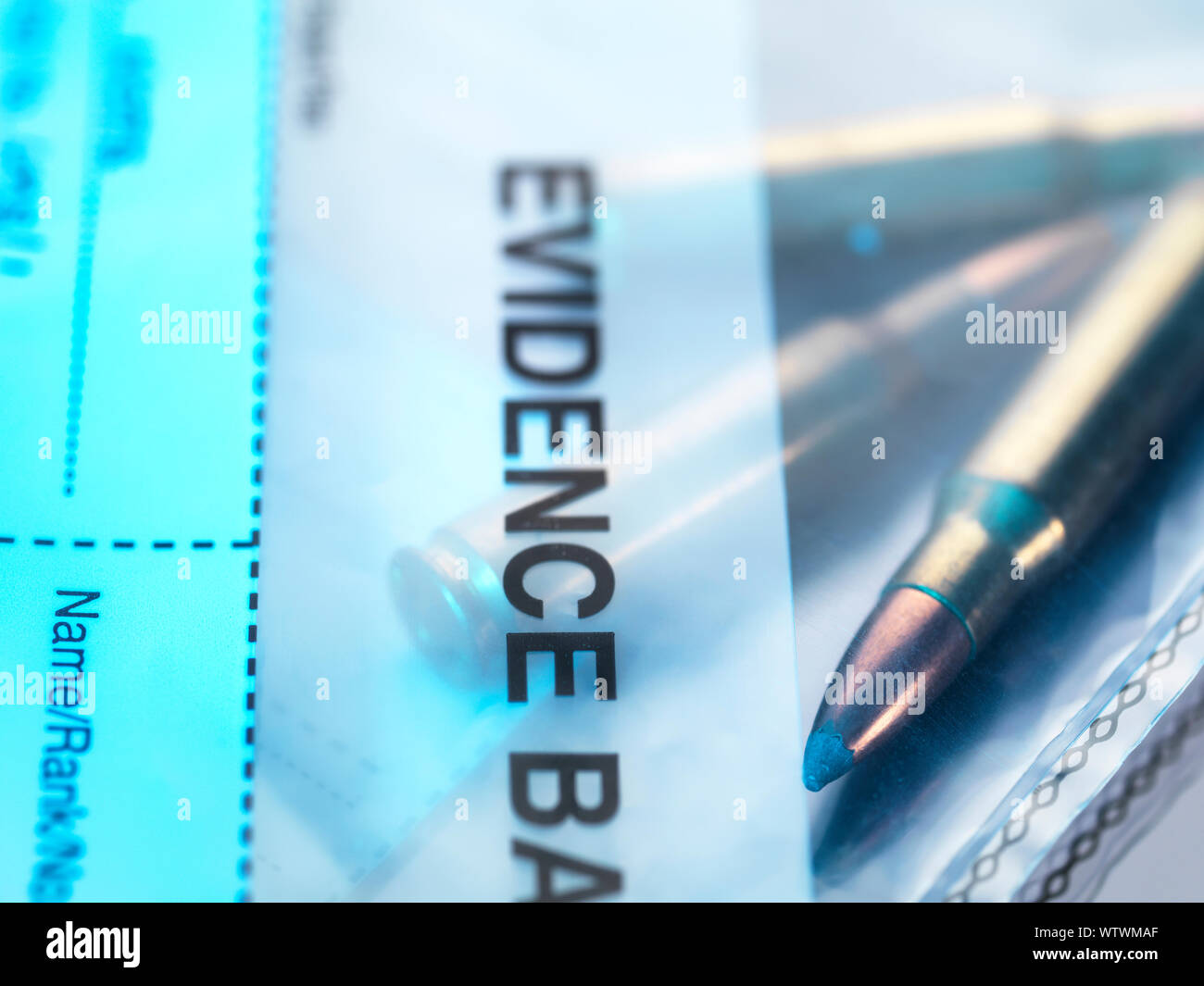 Forensic testing hi-res stock photography and images - Alamy