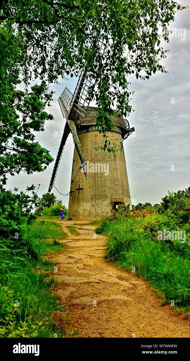 Traditional walkway hi-res stock photography and images - Alamy