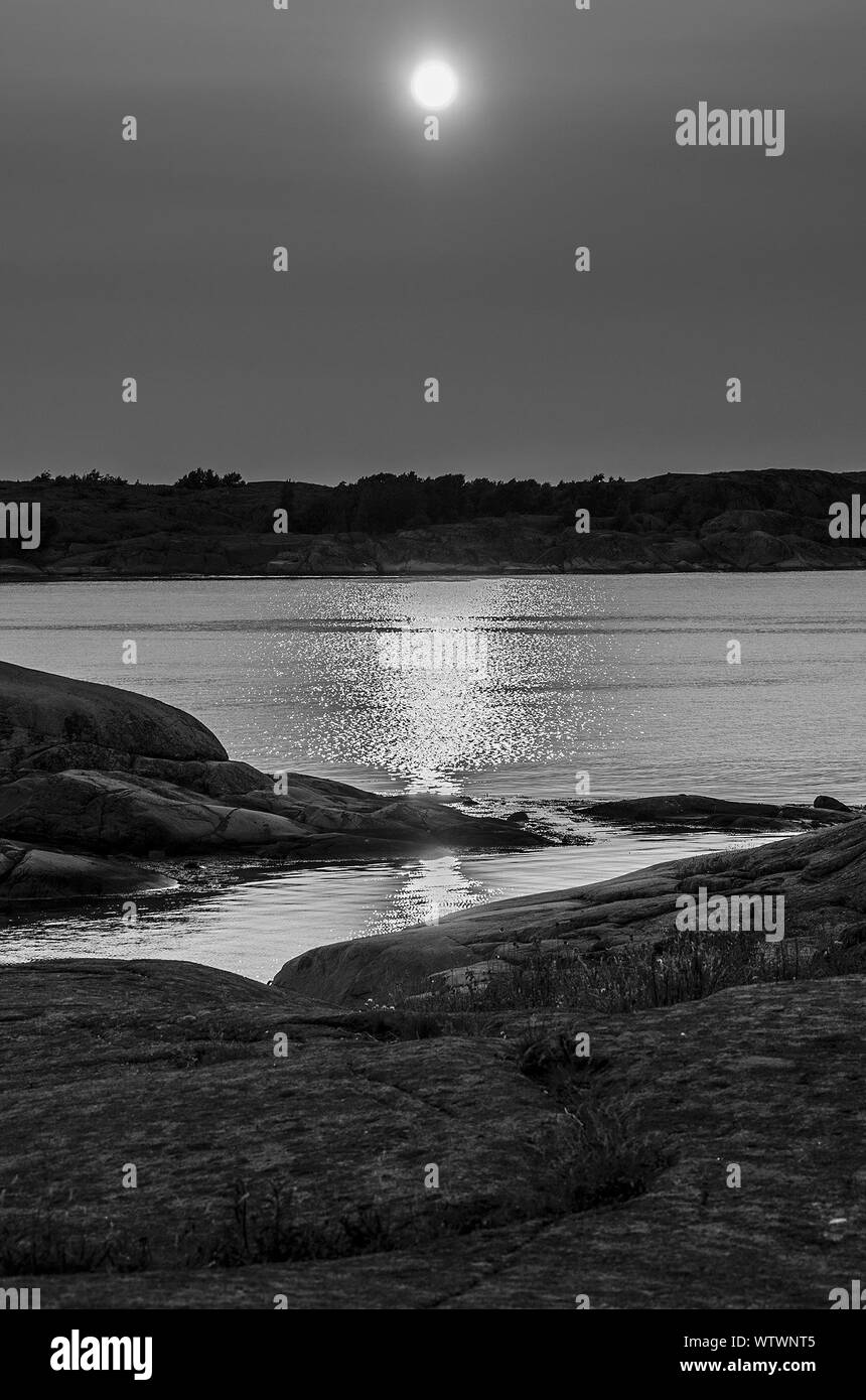 Calm nature scene hi-res stock photography and images - Alamy