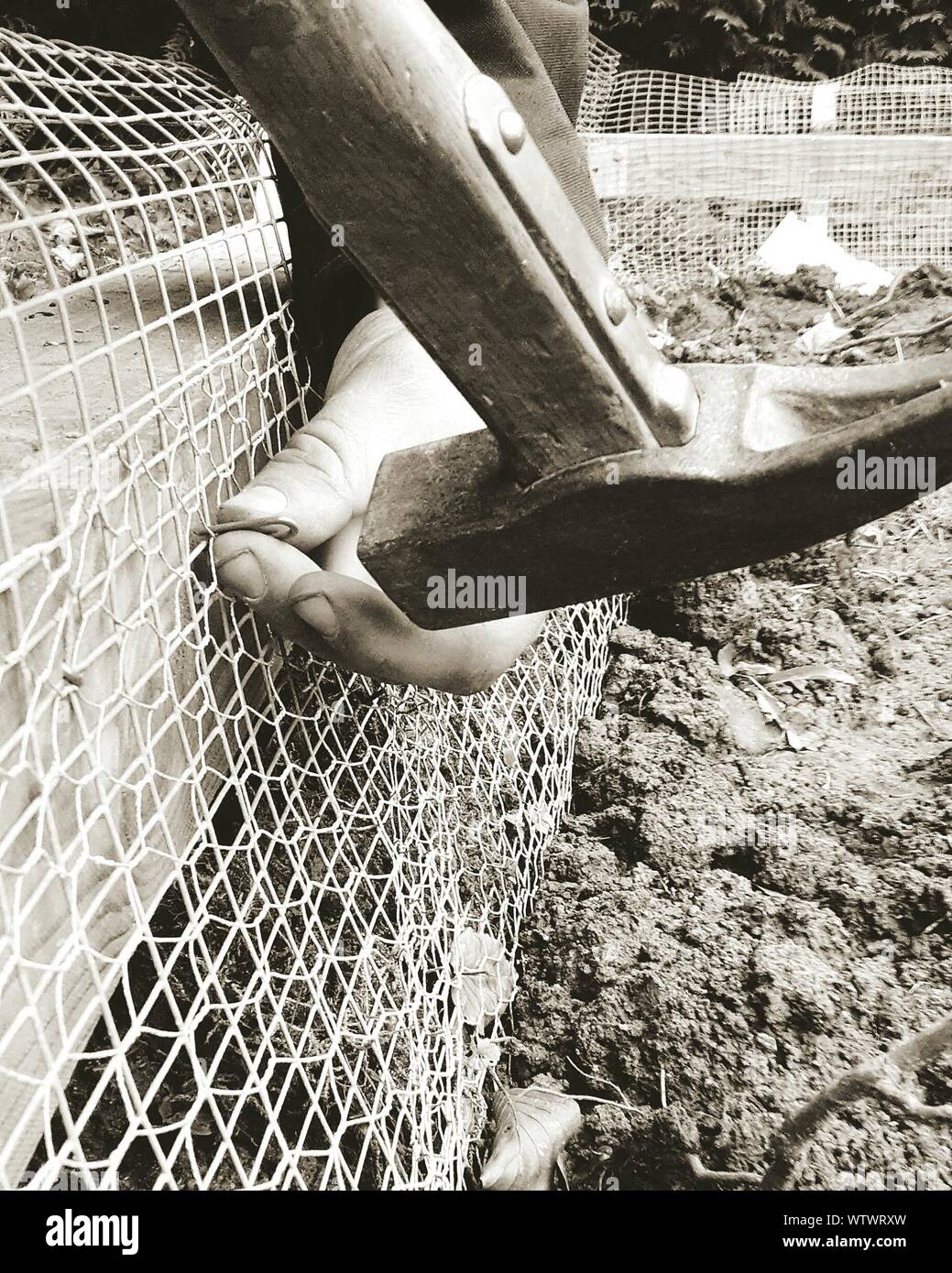Fence hammer hi-res stock photography and images - Alamy